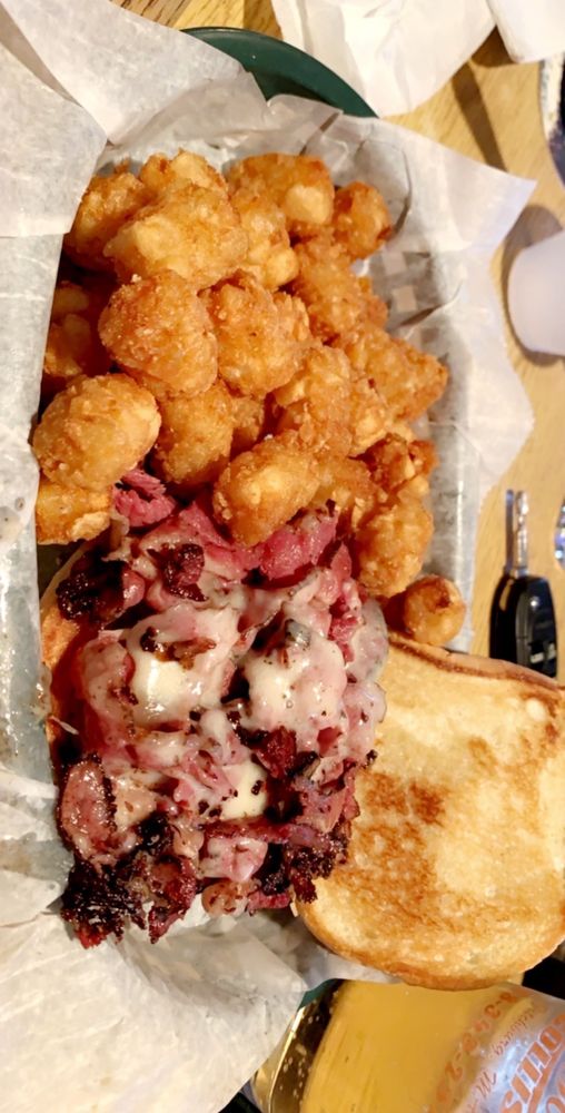 PJ’S PUB - 25 Photos - 91 Apsley St, Hudson, Massachusetts - Dive Bars ...