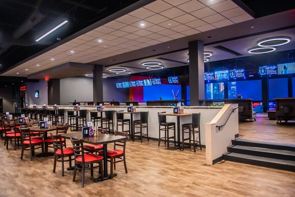 APEX ENTERTAINMENT ALBANY - Updated August 2024 - 35 Photos & 37 ...