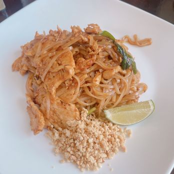 THAI THAI KITCHEN STANWOOD - Updated October 2025 - 76 Photos & 92 ...