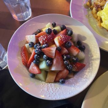 SLANTED TREE KITCHEN & TAPROOM - Updated May 2024 - 577 Photos & 592 ...