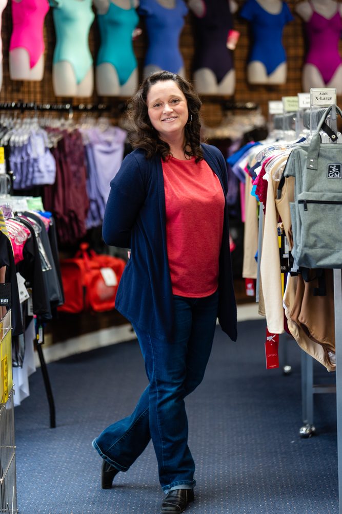 STAGE CENTER - Updated December 2025 - 13 Photos - 908 N Main St, Akron ...