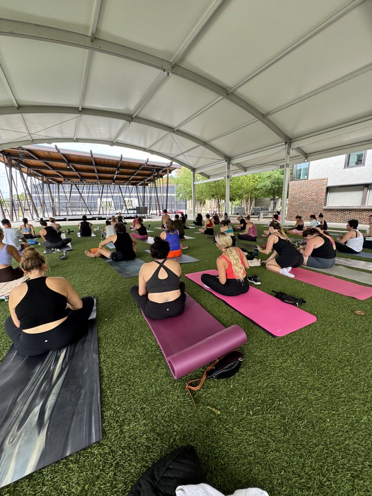 YOGAST8 - Updated October 2025 - 22 Photos - 4121 Shelbyville Rd, Louisville, Kentucky - Yoga ...