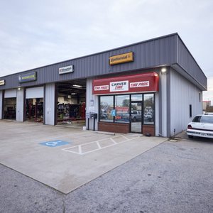 EAST 81 OIL & AUTO REPAIR - Updated December 2025 - 20 Photos - 1780 ...