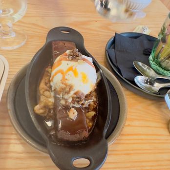 HELLO MONTY - Updated March 2025 - 161 Photos & 97 Reviews - 306 W Main ...