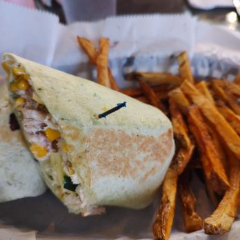 2 GALS KITCHEN - Updated August 2025 - 130 Photos & 164 Reviews - 80 ...