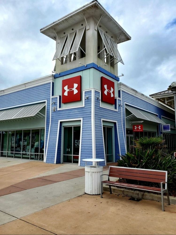 UNDER ARMOUR FACTORY HOUSE - 2244 Grand Cypress Dr, Lutz, Florida ...