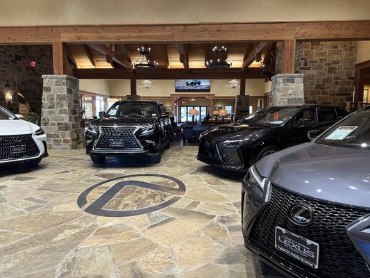 NORTH PARK LEXUS AT DOMINION - Updated August 2025 - 383 Photos & 247 ...
