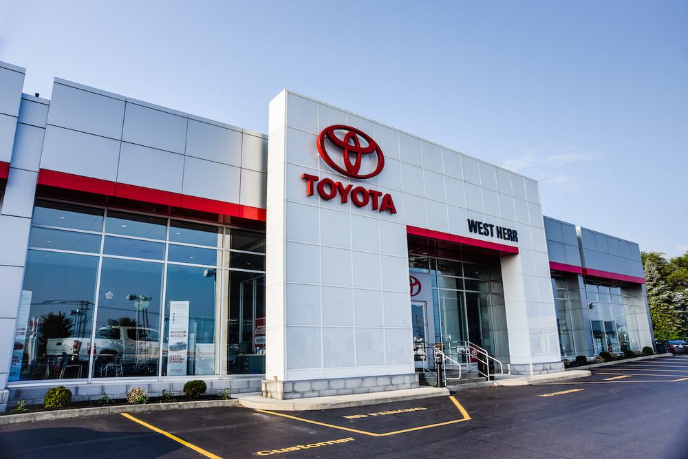 WEST HERR TOYOTA OF WILLIAMSVILLE - Updated July 2024 - 37 Photos & 40 ...