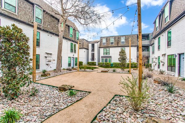 WESTON MEDICAL CENTER APARTMENTS - 113 Photos & 59 Reviews - 7510 ...