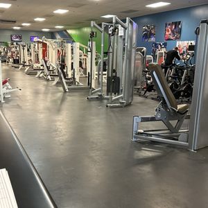 CRUNCH FITNESS - HAMILTON PLACE - Updated June 2025 - 18 Photos - 2100 ...