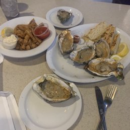 GARLIC BROTHERS RESTAURANT - Updated June 2025 - 766 Photos & 815 ...