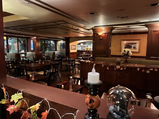 MARGAUX - Updated December 2025 - 191 Photos & 217 Reviews - 401 Lenora ...