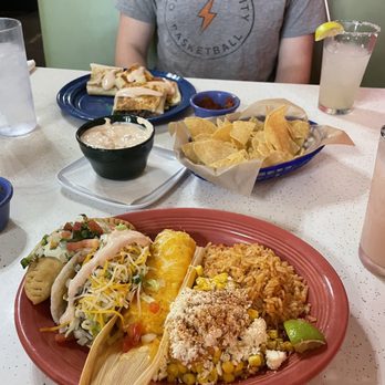 ELOTE CAFE & CATERING - Updated April 2025 - 494 Photos & 603 Reviews ...