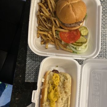 MUTT’S ON 13TH - Updated June 2024 - 84 Photos & 146 Reviews - 1517 ...