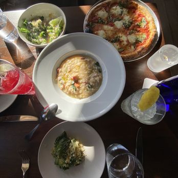 REDD - Updated August 2024 - 533 Photos & 243 Reviews - 24 Winthrop St ...