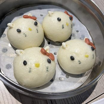 BUN WORLD - Updated December 2025 - 608 Photos & 226 Reviews - 1071 N ...