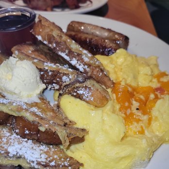 MANOR GRILL & BAR - Updated July 2024 - 1048 Photos & 349 Reviews - 526 ...