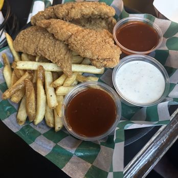 LIZZIE MCNEILL’S IRISH PUB - Updated May 2025 - 186 Photos & 324 ...