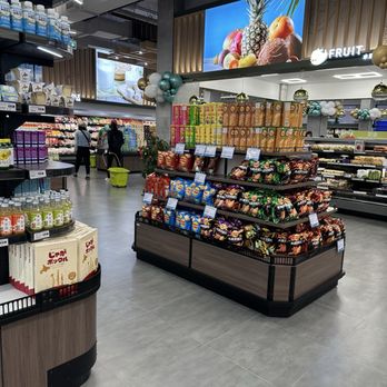 BESTCO FRESH FOODS - Updated December 2025 - 66 Photos - 102 Peter ...