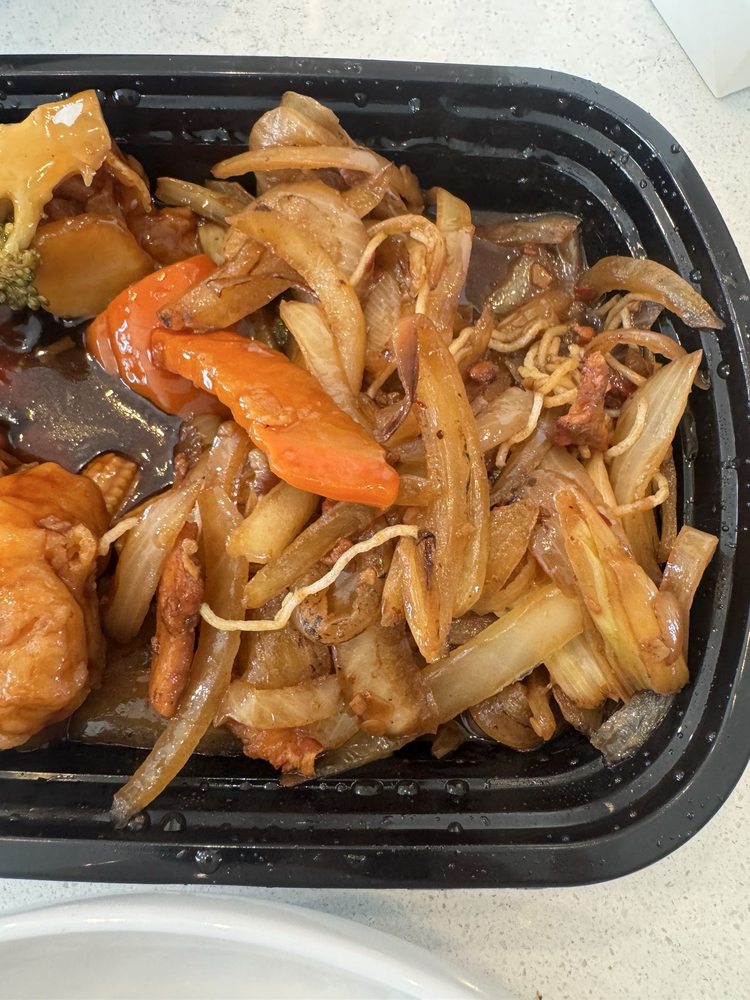 HUNAN CHINESE RESTAURANT - Updated December 2025 - 31 Photos & 69 ...