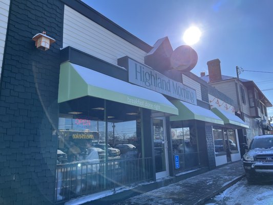 HIGHLAND MORNING - ST. MATTHEWS - Updated June 2025 - 300 Photos & 229 ...