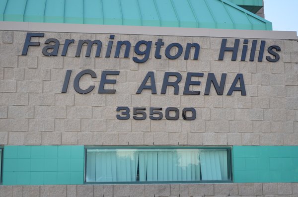 FARMINGTON HILLS ICE ARENA - Updated October 2025 - 35500 Eight Mile Rd ...