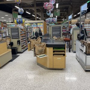 HARRIS TEETER - Updated December 2025 - 2145 Old Spartanburg Rd, Greer ...