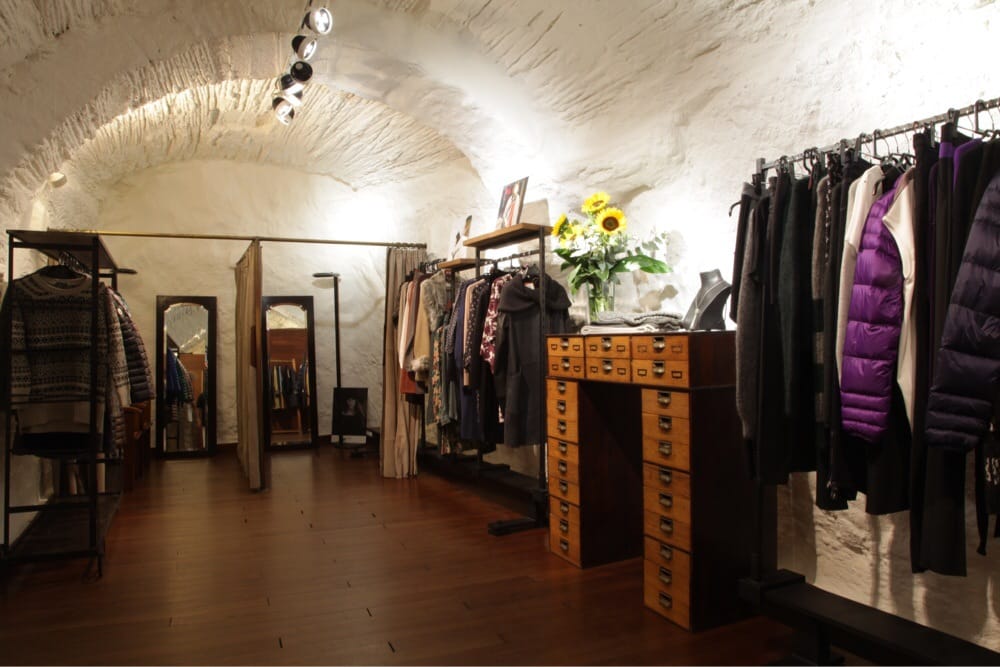 PEPA - Port Alguer, s/n, Cadaqués, A Coruña, Spain - Women's Clothing ...