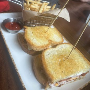 GOOD GAME POWERED BY TOPGOLF SWING SUITE - Updated December 2025 - 125 ...