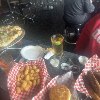 2121 PUB - Updated October 2025 - 26 Photos & 125 Reviews - 2121 112th ...