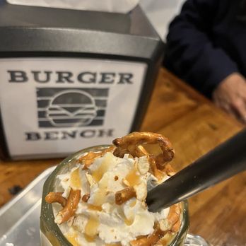 BURGER BENCH - Updated April 2025 - 121 Photos & 39 Reviews - 230 Main ...