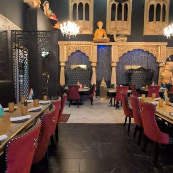 MAHARANI PALACE - Updated October 2025 - 312 Photos & 121 Reviews ...