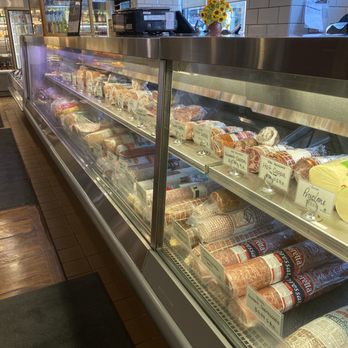 COSSETTA ALIMENTARI - Updated April 2024 - 922 Photos & 991 Reviews ...