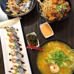 POKE & NOODLE - 46 Photos & 40 Reviews - Poke - 799 Danenberg, El ...