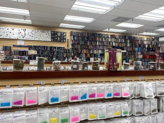 BEAD FACTORY - Updated June 2025 - 49 Photos & 173 Reviews - 810 Maple ...