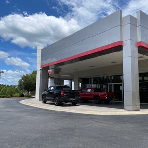 LUGOFF FORD - Updated May 2025 - 41 Reviews - 979 Hwy 1 S, Lugoff ...