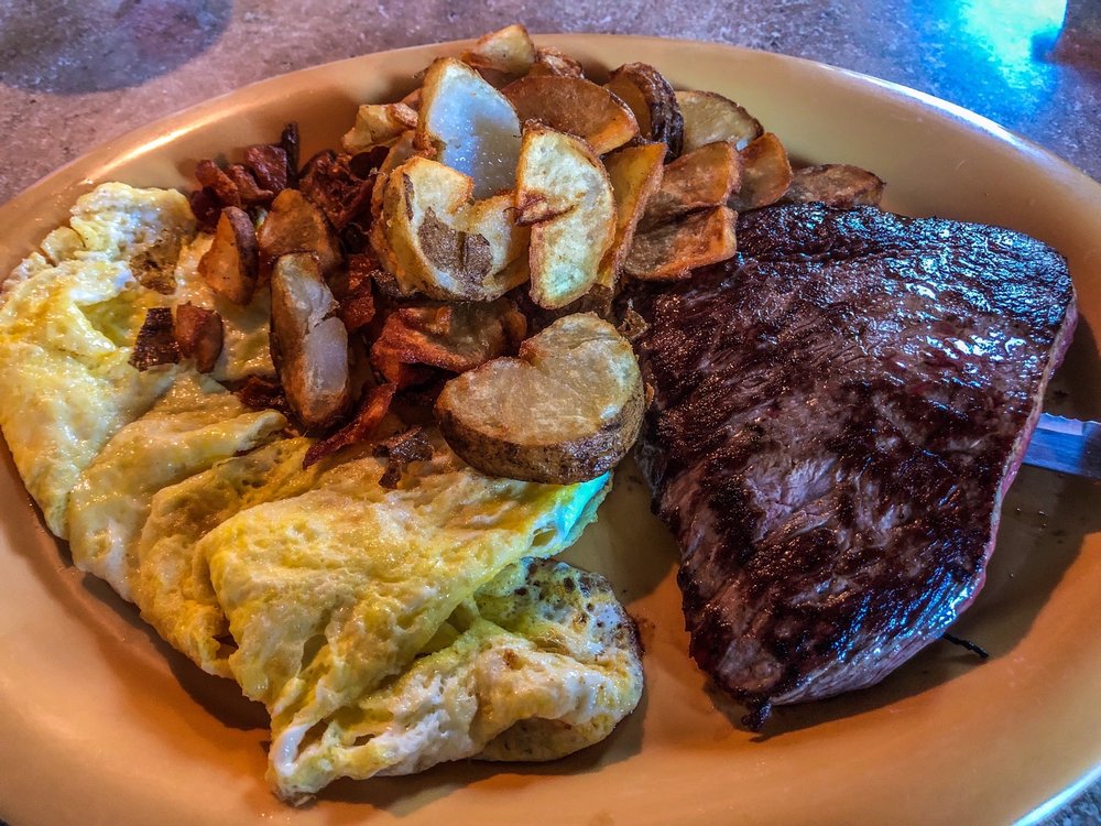 FAMILY TRADITION RESTAURANT - 37 Photos & 46 Reviews - 531 S Main St ...