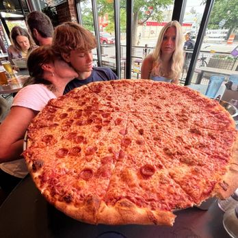 FAT SULLY’S NY PIZZA - BROADWAY - Updated October 2025 - 143 Photos ...