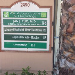 JAN YUO MD - 11 Photos & 28 Reviews - 2490 Honolulu Ave, Montrose ...