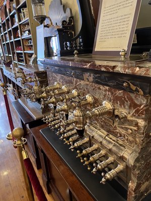 ZAHARAKOS - 503 Photos & 390 Reviews - 329 Washington St, Columbus ...