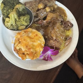 FAT BOIZ - Updated December 2025 - 277 Photos & 211 Reviews - 573 ...