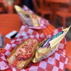 FAT CHEEKS HAWAII - 1003 Photos & 368 Reviews - 1200 Ala Moana Blvd ...