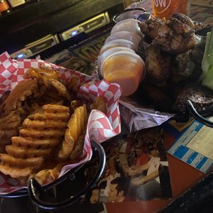 KNOCKBACK NATS - 210 Photos & 364 Reviews - 10 W 7th St, Cincinnati, OH ...