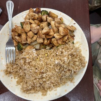 SAKURA 17 - Updated July 2025 - 26 Photos & 29 Reviews - 597 S Dixie ...