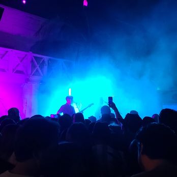 ZEY ZEY - Updated January 2025 - 40 Photos & 19 Reviews - 353 NE 61st ...