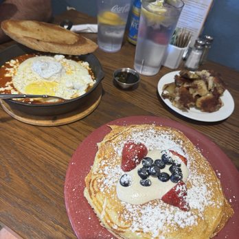 THE JOY BUS DINER - Updated May 2025 - 356 Photos & 391 Reviews - 10401 ...