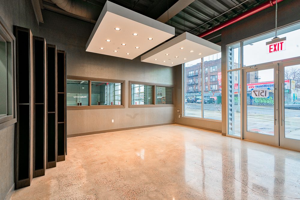 DELTA SELF STORAGE - BROOKLYN - Updated July 2025 - 19 Photos - 1517 ...