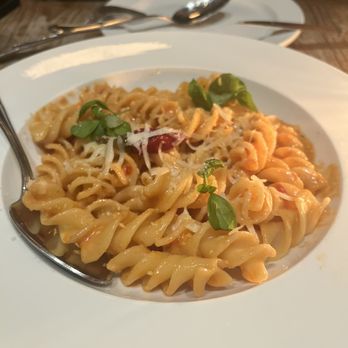 LUCALI - Updated October 2024 - 919 Photos & 865 Reviews - 1930 Bay Rd ...