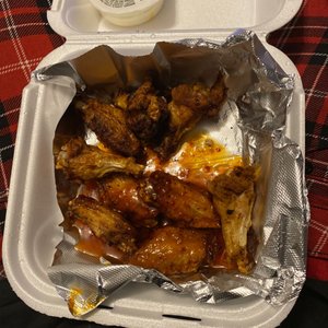 SANDTOWN PUB - Updated June 2025 - 65 Photos & 155 Reviews - 5819 ...