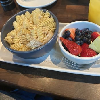 THE HENRY - Updated August 2024 - 1754 Photos & 1168 Reviews - 2301 ...